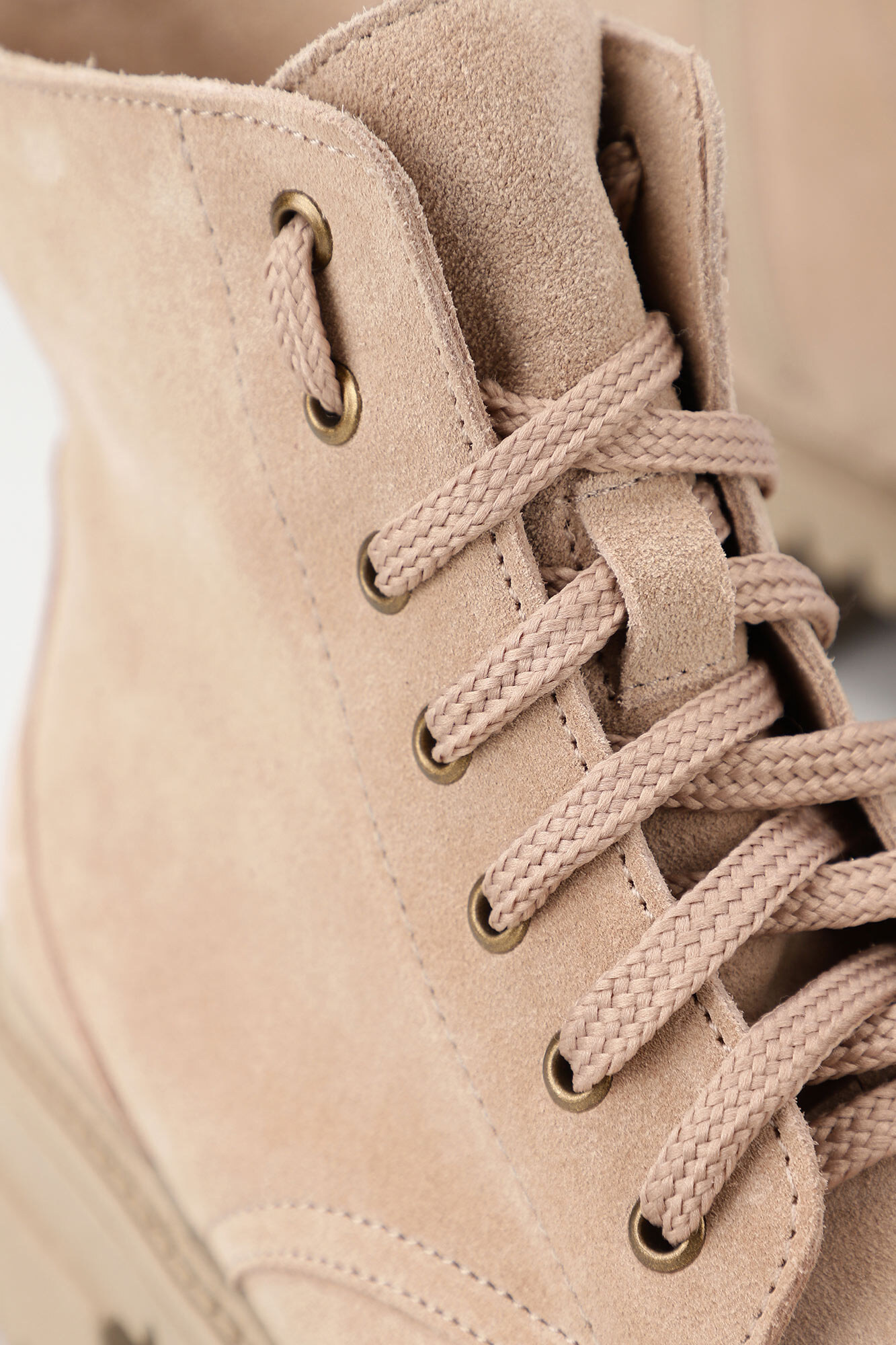 Демісезонні жіночі черевики берці бежевого кольору Garne 3200000 купити ...