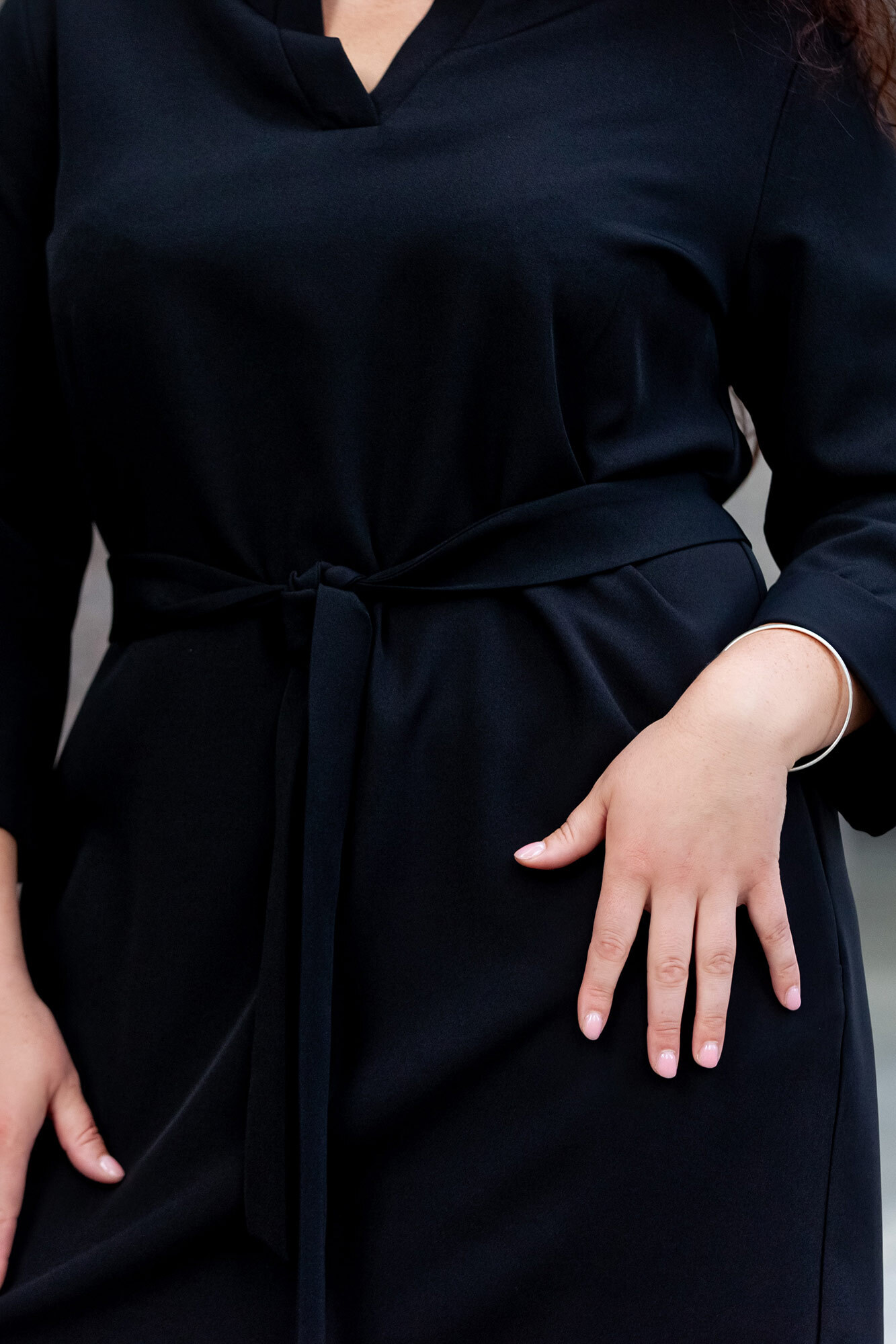 Сукня під пояс MARINA чорного кольору Garne 3041090 купити за ціною 299 ...